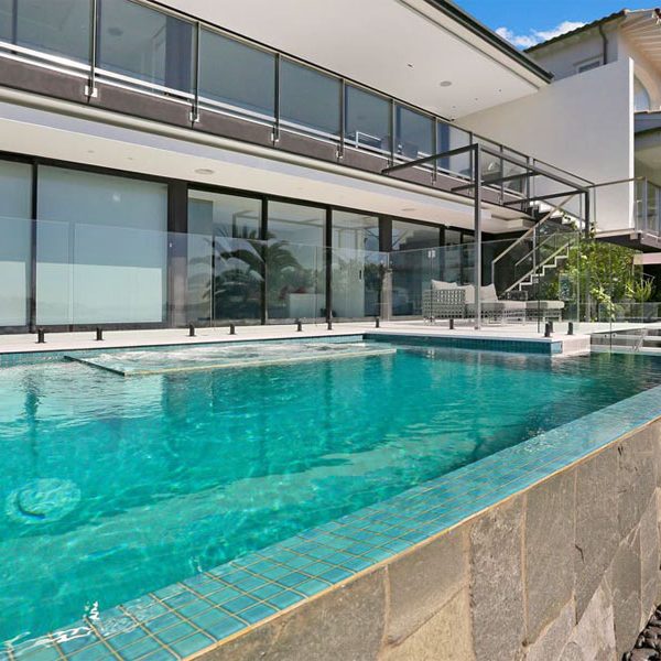 Wet edge swimming pool design, Sydney Harbour, Eastern Suburbs